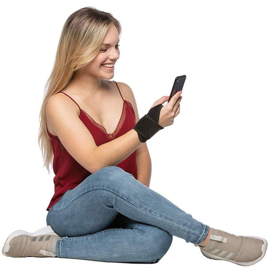 Life with a Wrist Brace – A Day-by-Day Guide to Recovery and Comfort.